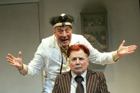 Malcolm Rennie Willie Clark Lou Hirsch Editorial Stock Photo - Stock ...