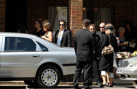 Funeral of Keith Richards' mother Doris at Chichester Crematorium ...