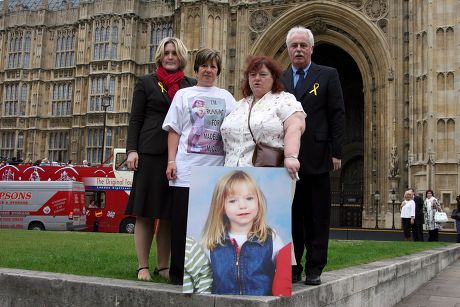 Lindsay Ferry Margaret Ferry Philomena Mccann Editorial Stock Photo ...