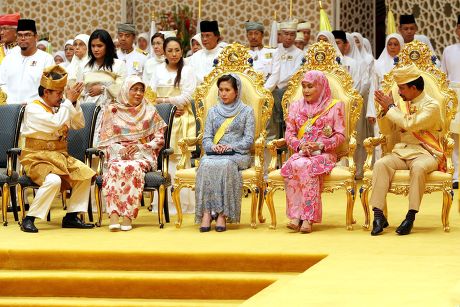 fotos de Princess Hajah Majeedah Nuurul Bulqiah Prince - Foto de stock ...