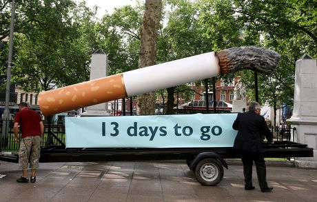 25ft Long Cigarette Unveiled Leicester Square Editorial Stock Photo ...