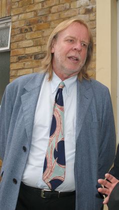 A Blue Plaque unveiling in memory of Alan 'Fluff' Freeman, Brinsworth ...