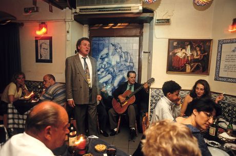 Traditional Fado Singer Lisbon Portugal Editorial Stock Photo - Stock ...