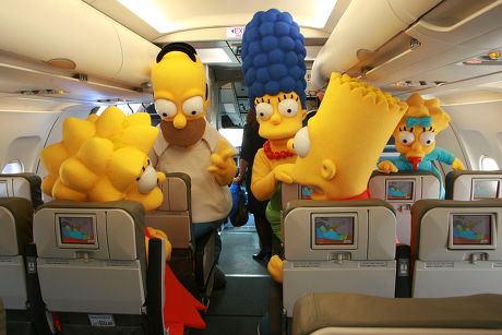 Bart Lisa Marge Maggie Homer Simpson Redaktionelles Stockfoto ...