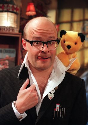 Sooty Sweep Show Tv Sooty Matthew Editorial Stock Photo - Stock Image ...