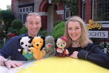 Sooty Heights Tv Pictured Richard Cadell Editorial Stock Photo - Stock ...