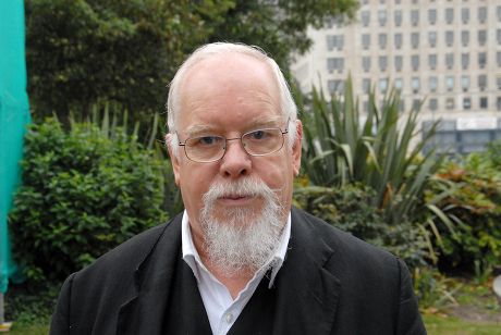 imágenes de Sir Peter Blake working on a 'Coca-Cola' commissioned ...