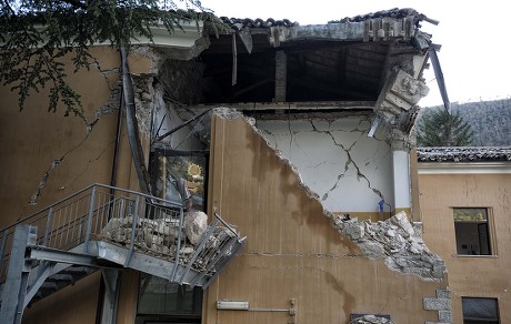 Earthquake Damage Peter Capuzzi Primary School Editorial Stock Photo ...