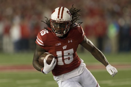 Wisconsin Badgers Wide Receiver Robert Wheelwright Editorial Stock ...