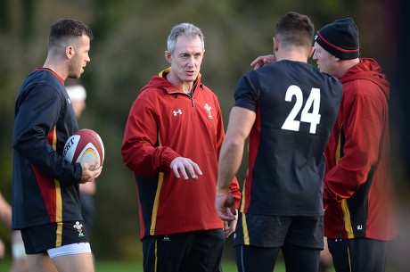 Rob Howley Talks Gareth Davies Rhys Editorial Stock Photo - Stock Image ...