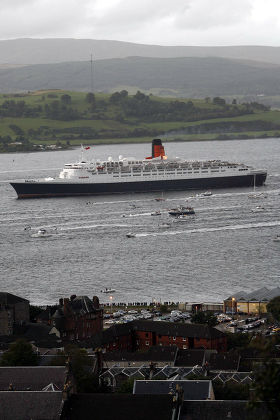 Qe2 Ocean Liner Editorial Stock Photo - Stock Image | Shutterstock