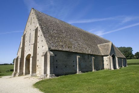 Great Coxwell Barn 13th Century Monastic Editorial Stock Photo - Stock ...