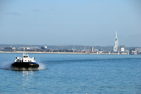 Arrives Ryde Hovercraft Terminal Isle Wight Editorial Stock Photo ...