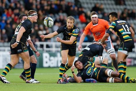 Saints Scrumhalf Tom Kessell Goes Flying Editorial Stock Photo - Stock ...