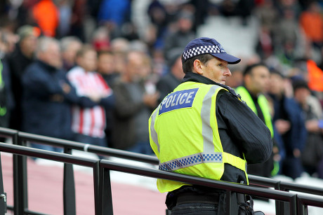 Police Inside London Stadium Separating Fans Editorial Stock Photo ...