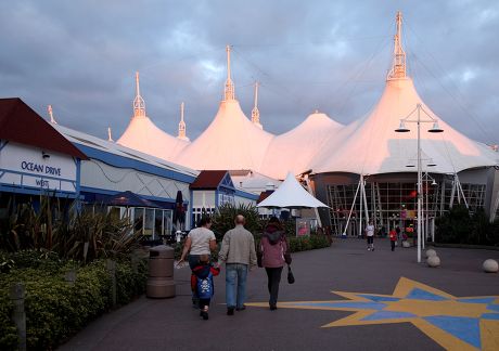 Skyline Pavilion Butlins Bognor Regis West Editorial Stock Photo ...