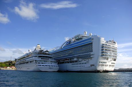 43 Ship alongside dock Stock Pictures, Editorial Images and Stock ...