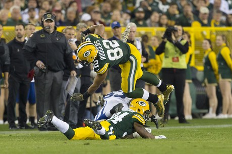 Green Bay Packers Quarterback Aaron Rodgers Editorial Stock Photo ...