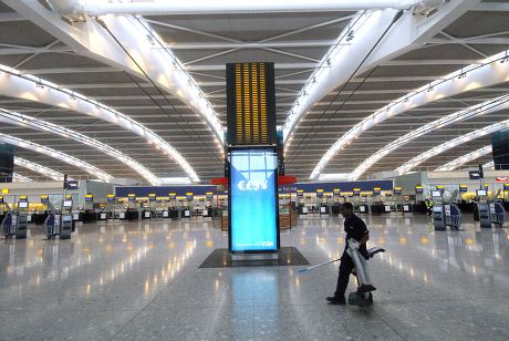 Interior Heathrow Terminal 5 Editorial Stock Photo - Stock Image ...