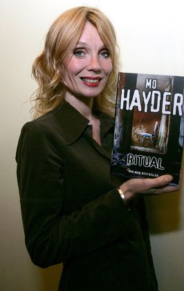 22 Mo hayder Stock Pictures, Editorial Images and Stock Photos ...