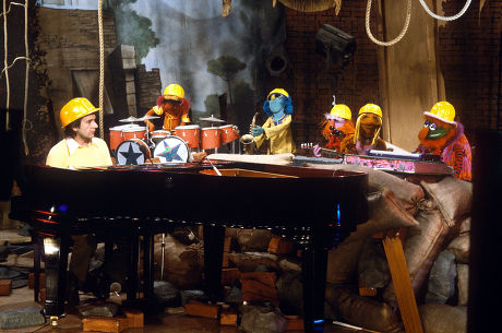 53 Tv programme series still stills character characters puppet muppet ...