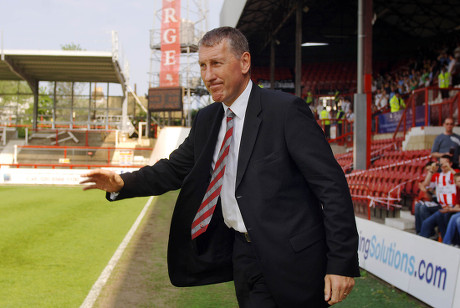 Terry Butcher Brentford New Manager Brentford Editorial Stock Photo ...