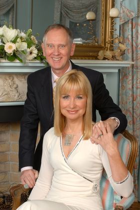 Jonathan Ashman Sian Lloyd Cutting Their Editorial Stock Photo - Stock ...