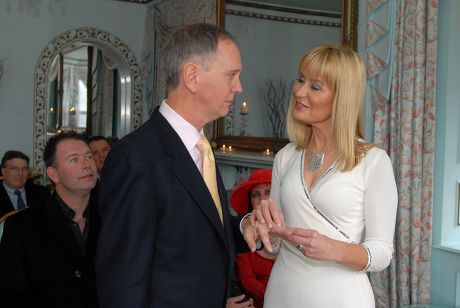 Jonathan Ashman Sian Lloyd Exchanging Wedding Editorial Stock Photo ...