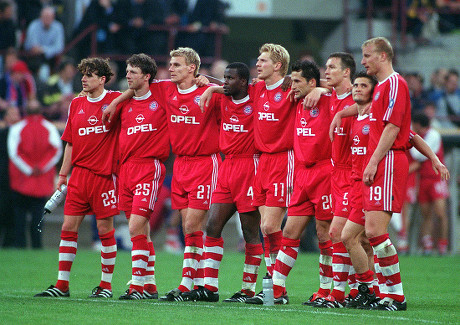 imágenes de Champs Lge Final: Bayern 1* Valencia 1 - 23 May 2001 ...