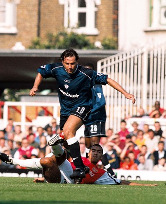 Paul Warhurst Pointing Mike Whitlow Complian Editorial Stock Photo ...