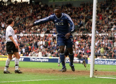 Lomana Tesor Lualua Celebrates Scoring 3rd Editorial Stock Photo ...