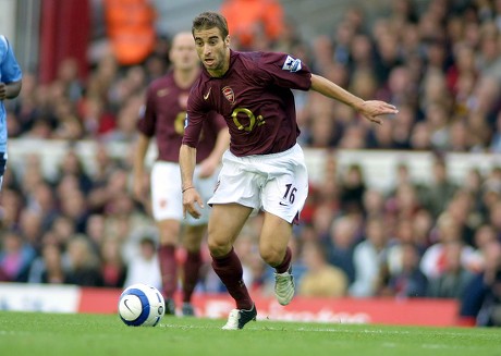 Arsenal v Man City - 22 Oct 2005 Stock Pictures, Editorial Images and ...