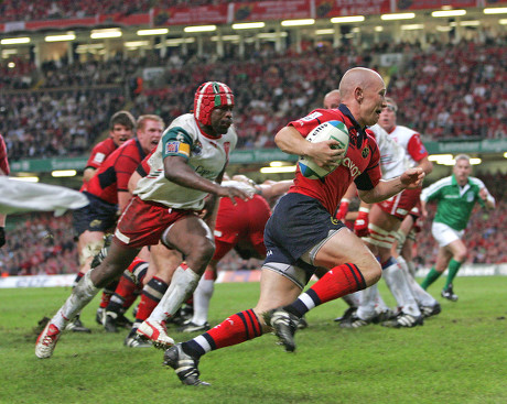 Munster Scrum Half Peter Stringer Breaks Editorial Stock Photo - Stock ...