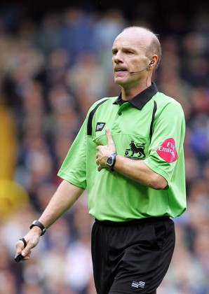 Referee Steve Bennett Barclays Premiership Tottenham Editorial Stock ...