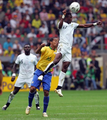 Ronaldinho Brazil Daniel Quaye Ghana Brazil Editorial Stock Photo ...