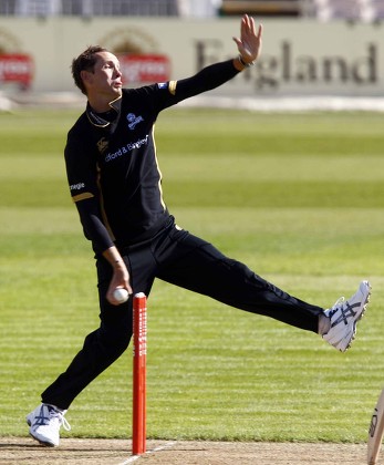 Steven Patterson Yorkshire County Cricket Lancashire Editorial Stock ...