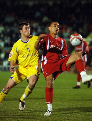 Dean Morgan Orient Jonathan Howson Leeds Editorial Stock Photo - Stock ...