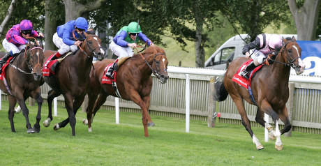 Newmarket Races - 10 Jul 2009 Stock Pictures, Editorial Images and ...