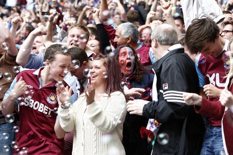 __COUNT__ Championship play-off Final: WHU 2 Blackpool 1 - 19 May 2012 ...