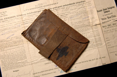 __COUNT__ The never before seen collection of Titanic survivor Lillian ...