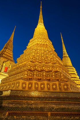 Large Chedis Phra Maha Chedi Si Editorial Stock Photo - Stock Image ...