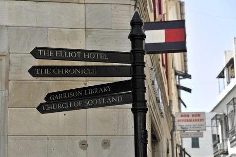 1,000 Directional board Stock Pictures, Editorial Images and Stock ...