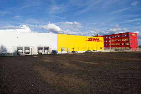 45 Dhl signs Stock Pictures, Editorial Images and Stock Photos ...