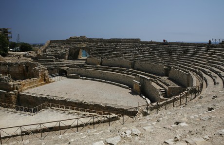 500 Roman amphitheatres Stock Pictures, Editorial Images and Stock ...