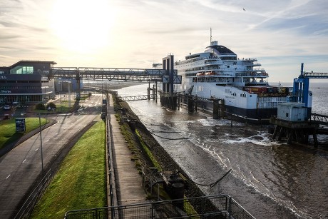 Pride Hull Ferry About Dock King Editorial Stock Photo - Stock Image ...