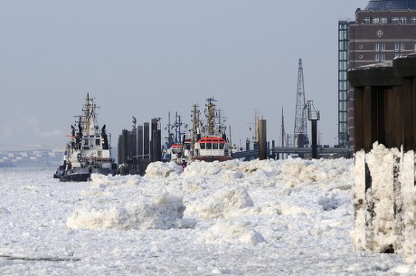 Tug Boat Pack Ice Port Hamburg Editorial Stock Photo - Stock Image ...