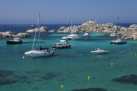 250 Formations of boats Stock Pictures, Editorial Images and Stock ...