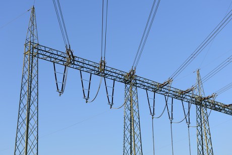250 High tension electrical wires Stock Pictures, Editorial Images and ...