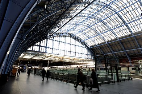 St Pancras International Station London England Editorial Stock Photo ...