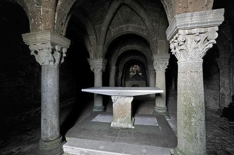 Altar Underground Pillared Hall Pagan Crypt Editorial Stock Photo ...
